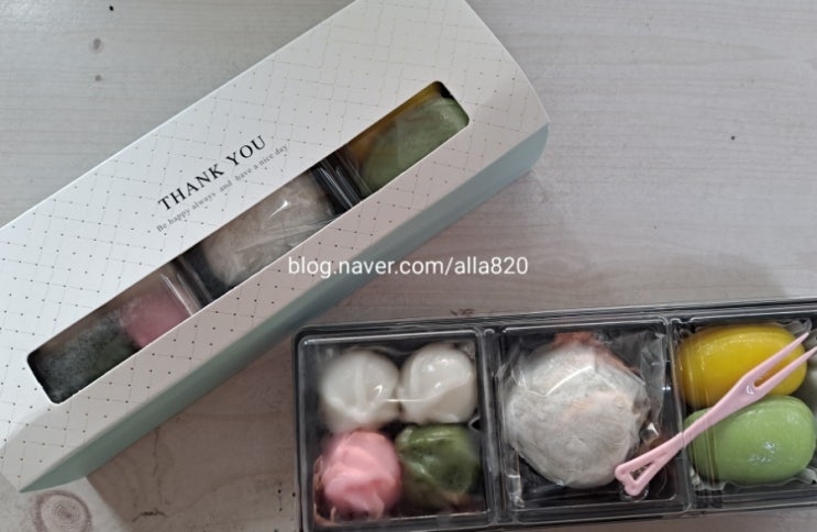 전주떡집 ♥ 답례떡전문점 ♥ 인후동떡고을 ♥ 예쁜답례떡 맛있는답례떡 고급스러운답례떡 꿀떡 찹쌀왕모찌 무지개달떡으로 구성된 3구