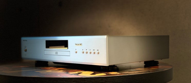 60년이 넘는 오디오 브랜드 로텔 (Rotel)의 CD11 Tribute CD플레이어를 소개합니다.[언박싱] : 네이버 블로그