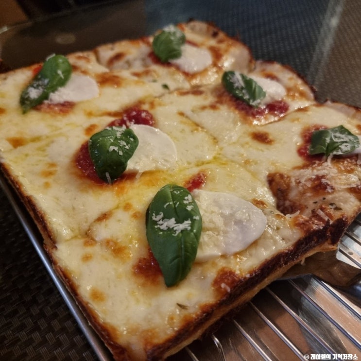 당산 르포르테 뷰 맛집트러플 머쉬룸 크림 파스타 마르게리타 피자 살치 스테이크 샐러드 네이버 블로그