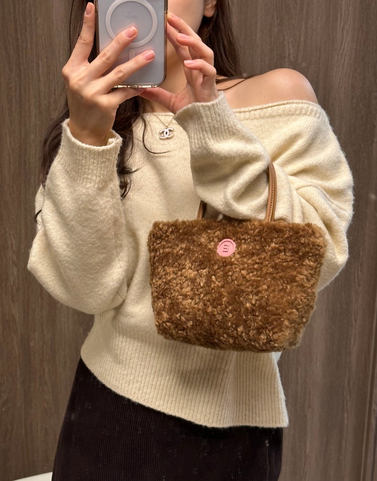 [미닛뮤트] Minitmute 클로 미니 브라우니 CLO MINI (brownie) 구입 후기 및 착샷 : 네이버 블로그