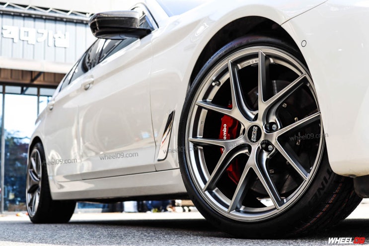 BBS CIR 휠튜닝으로 더 고급스러워진 BMW 5시리즈 : 네이버 블로그
