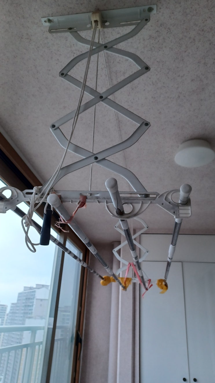 대구 달서구 상인동 상인이편한세상 베란다 빨래건조대 고장 빨래건조대 교체 설치 시공 후기 : 네이버 블로그