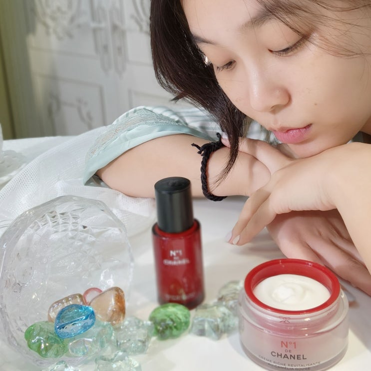샤넬 뷰티 기초 추천 레드 까멜리아 리치크림 세럼 안티에이징 스킨케어 조합으로 준비 끝 네이버 블로그