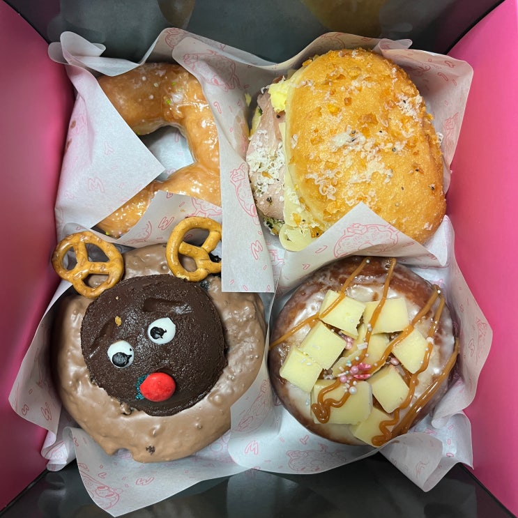비싸지만 귀여운 스타일의 신도림 디큐브시티 도넛맛집 W스타일 특별한 날 먹기 좋은 너무 맛있는 도넛 네이버 블로그