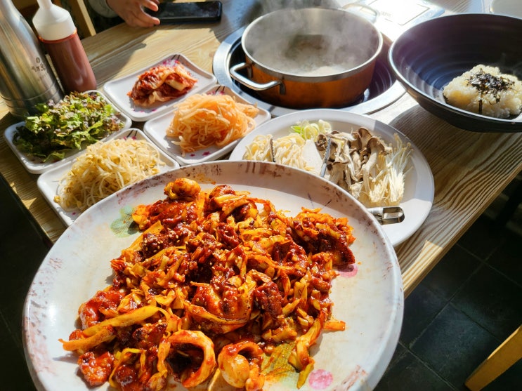 경기여주 신륵사 맛집 구수한 들깨칼국수와 매콤한 주꾸미 비빔밥이 맛있었던 비빔밥의정석 네이버 블로그