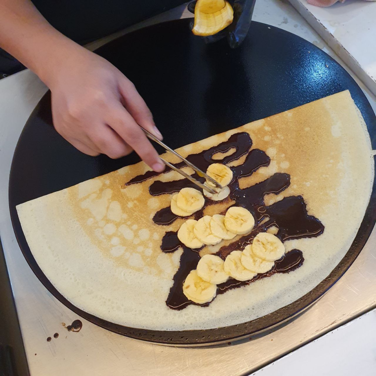 2022.12. 29 Cebu 세부여행 필리핀 간식 소개 바나나크레페 Banana Crepes 건코코넛 건망고 초코건망고 망고 ...