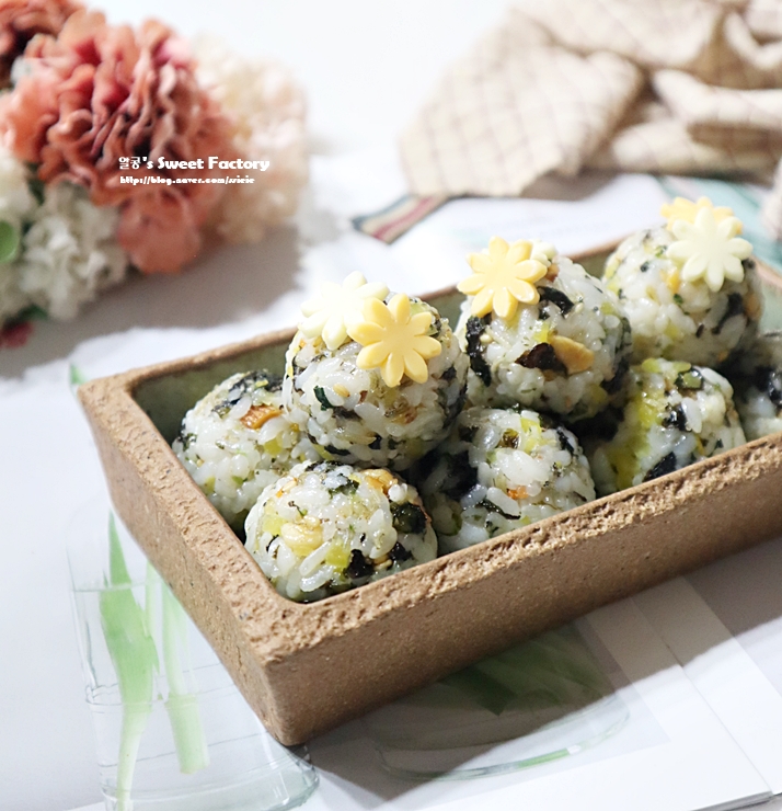 주먹밥만들기 멸치주먹밥 만드는 법 김가루 주먹밥 레시피 : 네이버 블로그