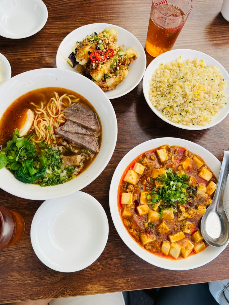부산 전포동 카페거리에서 세계여행한 썰 바오하우스 프랭클린로스터스 꽁테무아 네이버 블로그