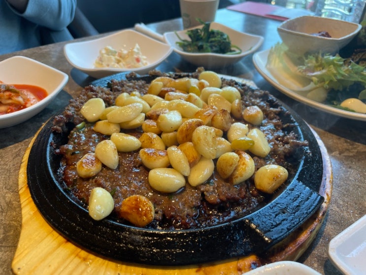 제천 맛집 제천에서 한상 거하게 먹고 싶을때 청풍떡갈비 특이한 가게 인테리어에 빠져든다 네이버 블로그