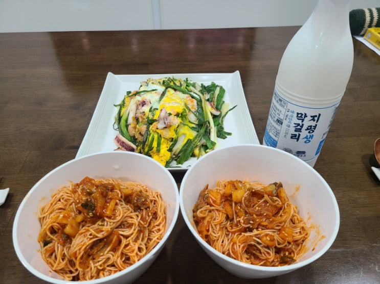 대식가 신혼부부 3월 넷째주 집밥일기해물파전김치비빔국수김밥토마토스튜장보기하울 네이버 블로그