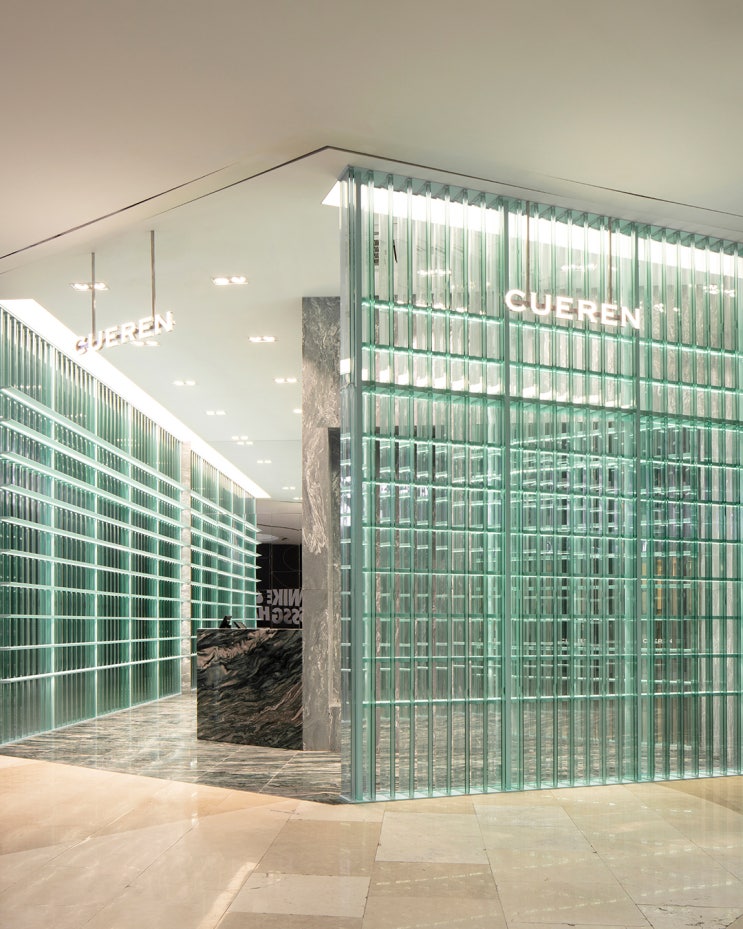 [CUEREN] 이색적인 빛과 텍스처의 쿠에른 스타필드 하남 리뉴얼 컨셉스토어 'The Glacier Cave' : 네이버 블로그