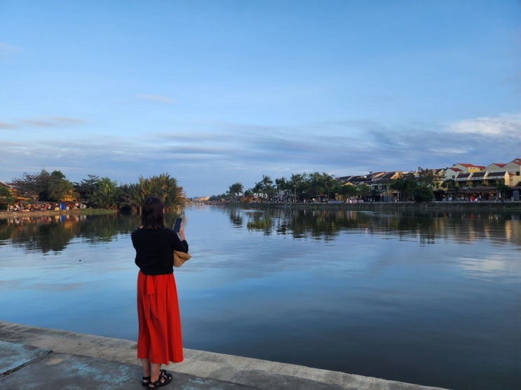 베트남 다낭 호이안 올드타운 반쎄오 맛집 베일웰(bale well) / 호이안 야시장 소원배 (요금, 등불 가격) : 네이버 블로그