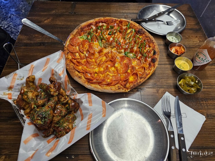 합정 맛집 더블페퍼로니 짱맛 피자네버슬립스 홍대점! : 네이버 블로그