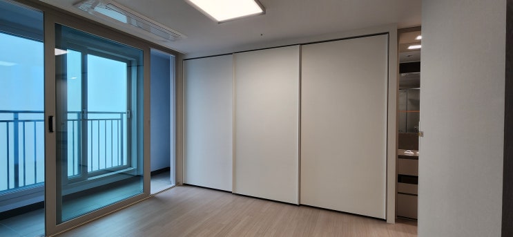 슬라이딩 붙박이장 시흥 금강펜테리움 오션베이 안방 3도어 슬라이딩 붙박이장ㅣeo등급 넉다운 시스템 붙박이장 작은방 2도어