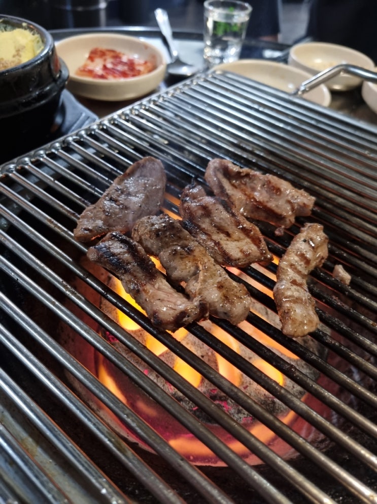 군포산본 연탄구이 뒷고기집 내돈내산 후기 산본 맛집 갈매기살 뽈살 대존맛 네이버 블로그