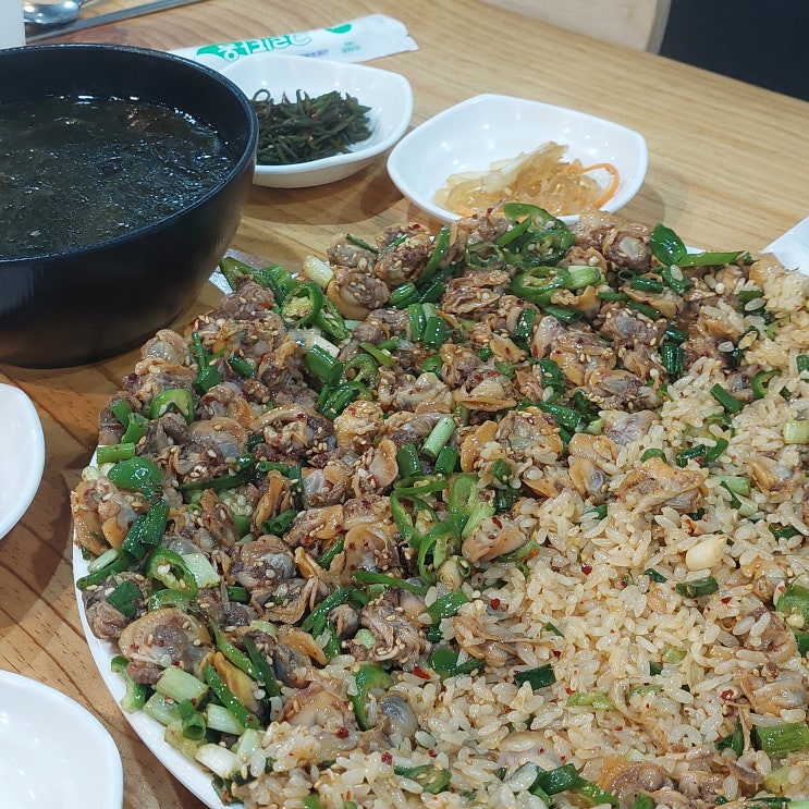 강릉 포남동 맛집 엄지네포장마차 현지인도 자주 찾는 꼬막비빔밥 맛집 착한 식당인 건 덤♡ 근처 2차 장소