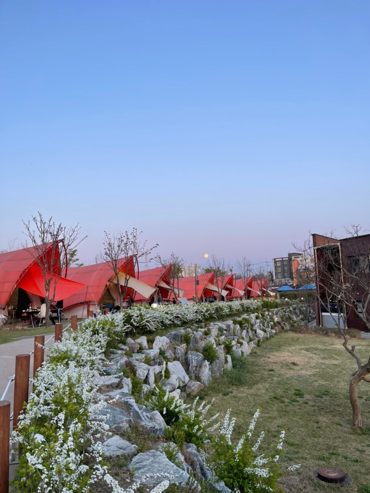 의왕 왕송호수 캠핑장 : 글램핑 5회 방문한 호수러버의 꿀팁 1탄 (예약 / 자리추천 / 편의점) : 네이버 블로그