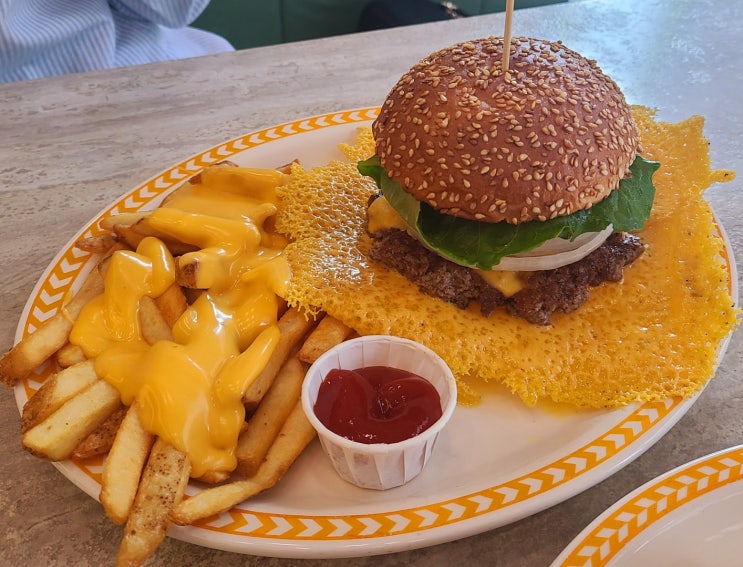 광화문 수제버거 맛집 가보자잇 브루클린더버거조인트 광화문디타워점 네이버 블로그