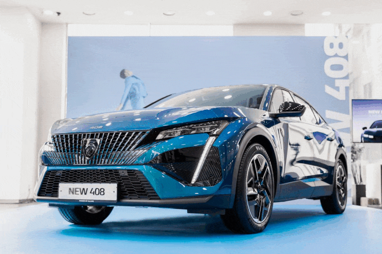 2023 푸조 408 실물 후기 - 408대의 사전 계약 시작? 정보 제원 포토 : 네이버 블로그