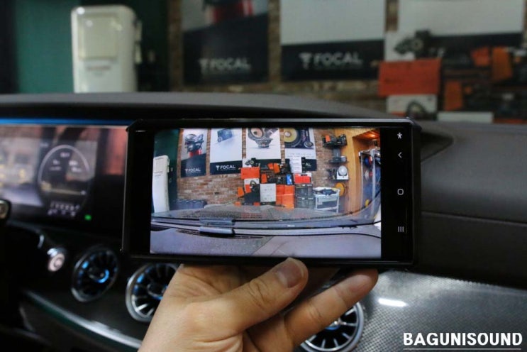 벤츠 CLS300d 파인뷰 WIFI 블랙박스 LXQ500 GPS 패키지와 보증에 자유로운 ACC방식의 에너팩프로 보조배터리로 주차중 녹화 구성기 : 네이버 블로그