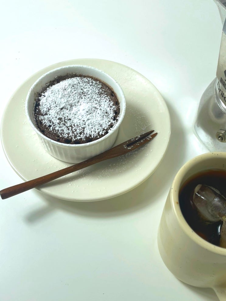 오트밀 초코프로틴 케이크 / 다이어트 할 때 달달한게 생각나면, 전자레인지에 1분30초만 돌려 초코컵케이크 완성 ...