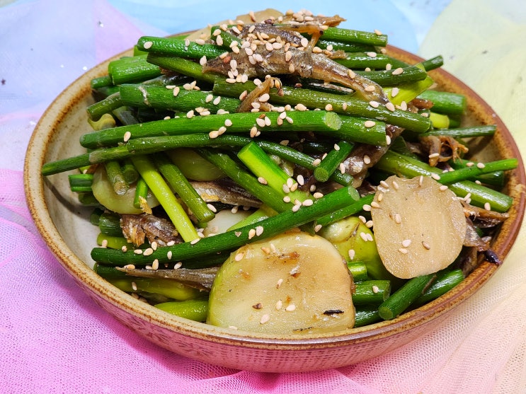 다듬기 손질 데치기 해 마늘쫑반찬 마늘쫑간장조림 마늘종멸치조림 만드는법 네이버 블로그