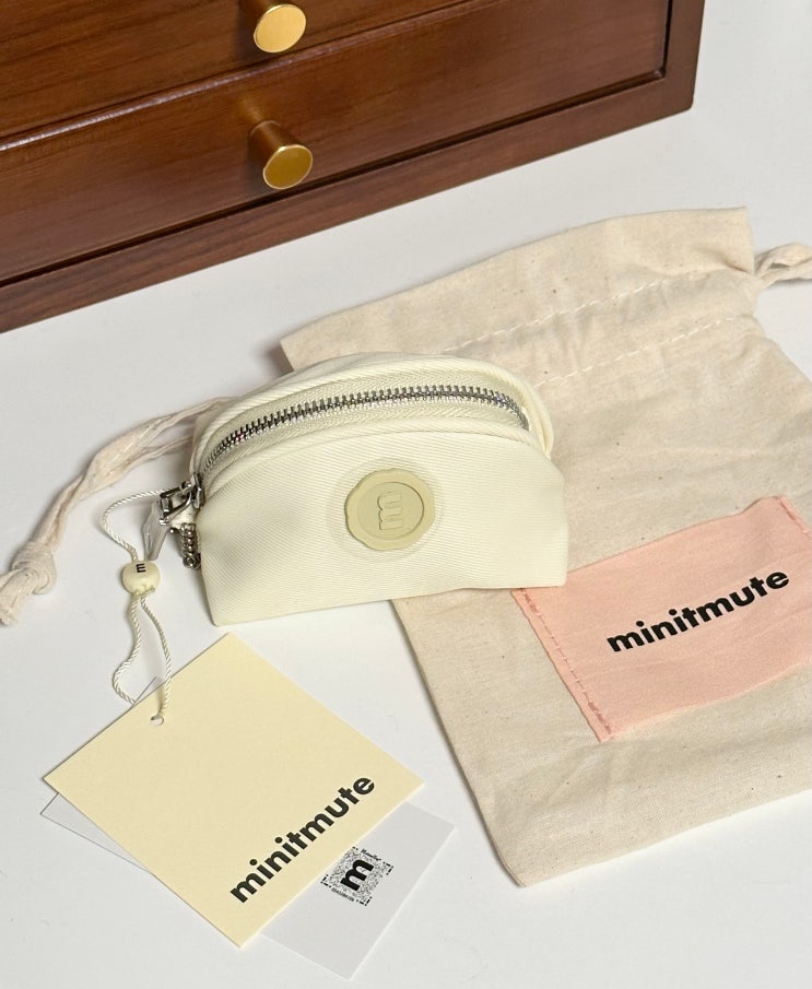 미닛뮤트 Minitmute 클로 파우치 키링 Clo Pouch Keyring Butter 구입 후기 및 착샷 네이버 블로그