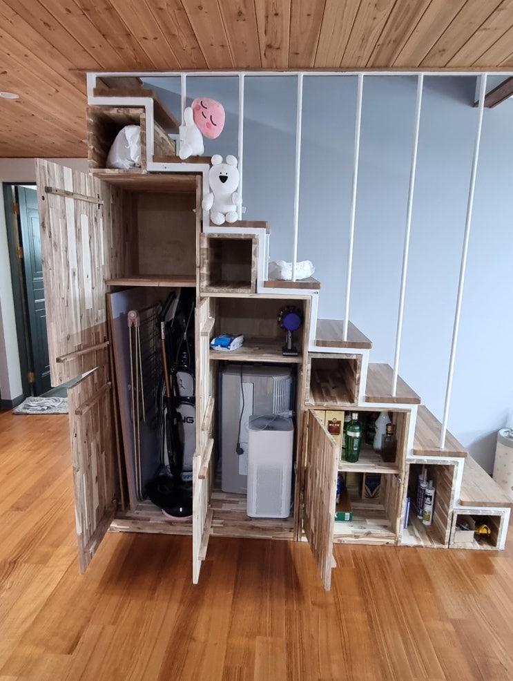 계단 밑 자투리공간 활용하기 셀프 인테리어 수납장만들기 DIY (feat.대구 완초님) 우드킴 목공 나무 목재재단 : 네이버 블로그