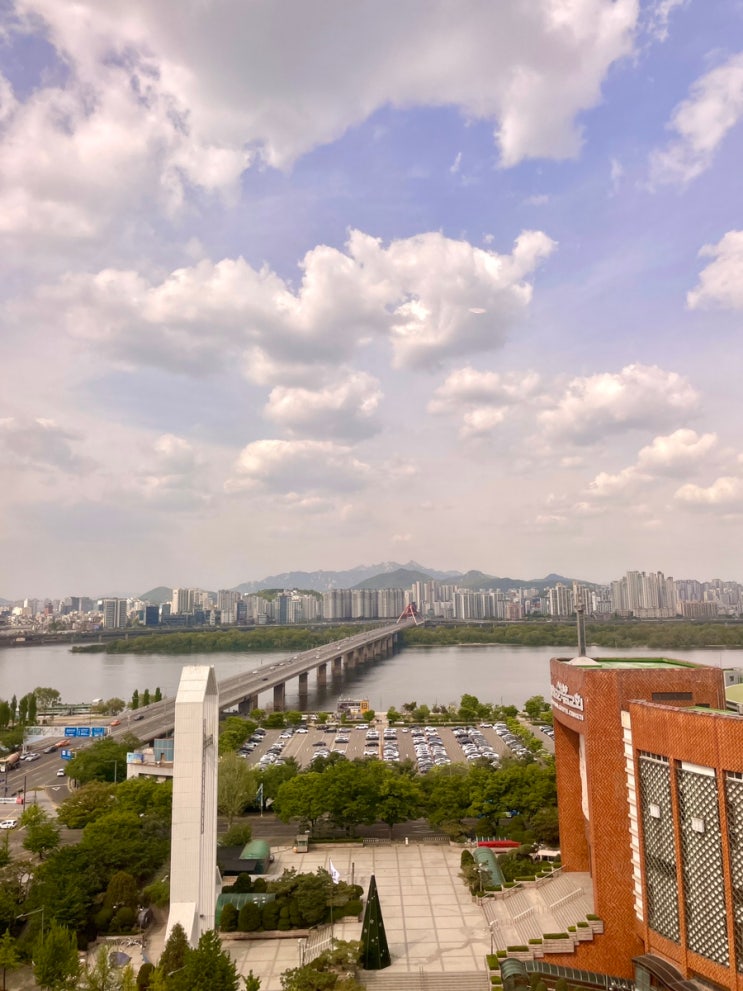 평일 호캉스 여의도 켄싱턴호텔 이그제큐티브 더뷰라운지 한강뷰 티타임 해피아워 브로드웨이 조식 네이버 블로그