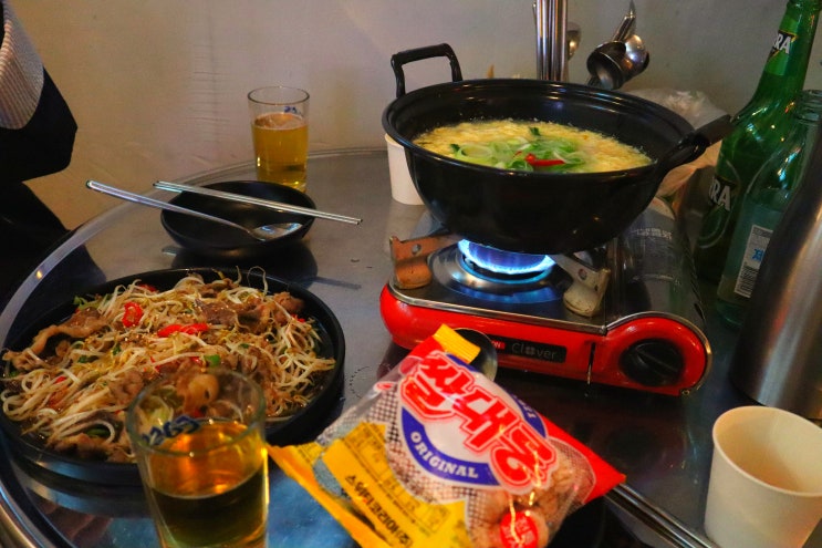 #45 합정술집 '돌포차 Dorrr' - 사장, 직원 모두 인플루언서?! : 네이버 블로그