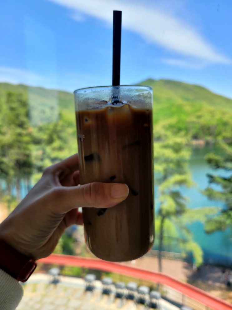 파주 레드브릿지 마장호수 출렁다리 바로 앞 걍뷰좋은 베이커리 대형 까페 빵 맛있따 네이버 블로그