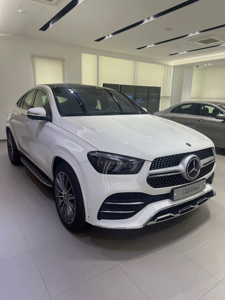 벤츠 대표 SUV! GLE400d 4M COUPE!! : 네이버 블로그