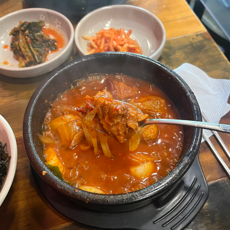 공덕 경의선숲길 맛집 온다옴 매운 갈비찜 전문점 직장인 맛집 네이버 블로그