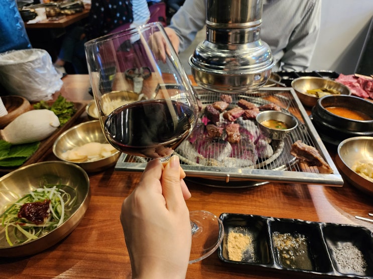 양재역 소고기 와인 맛있었던 식껍 서초직영점 콜키지프리 주차정보 네이버 블로그