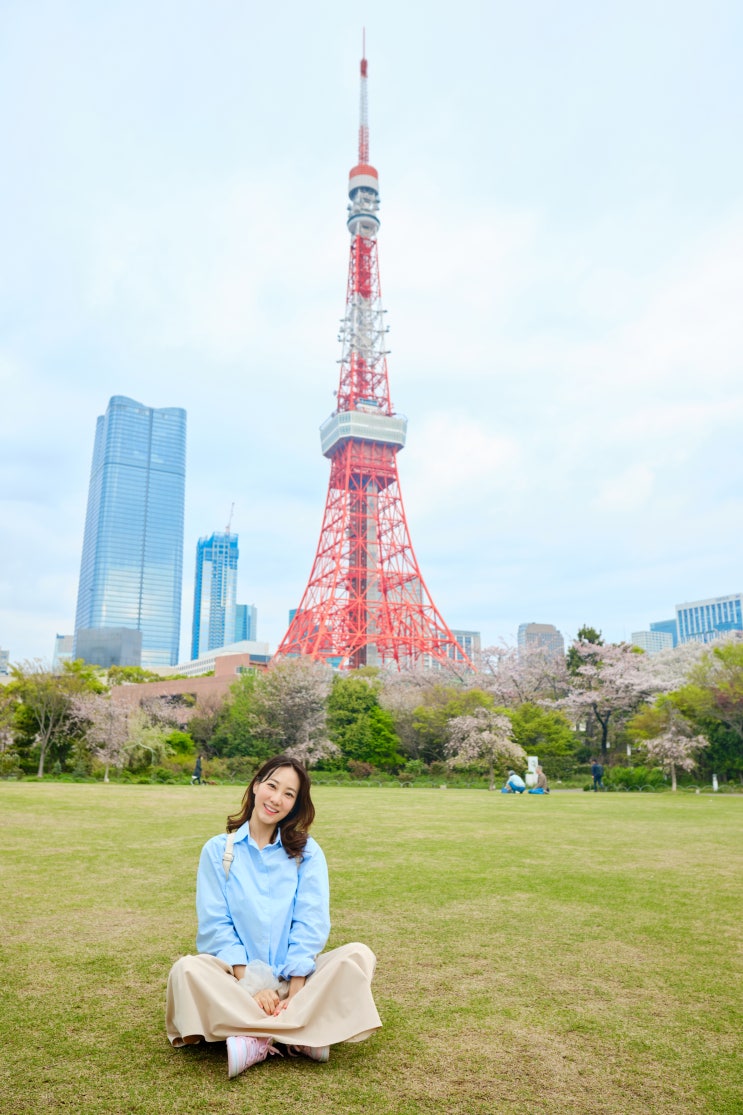 도쿄여행2 도쿄타워 인생사진 스팟 두군데를 공개합니다 프린스시바공원 도쿄타워 인생샷 틈 사이로 도쿄타워가 빼꼼히