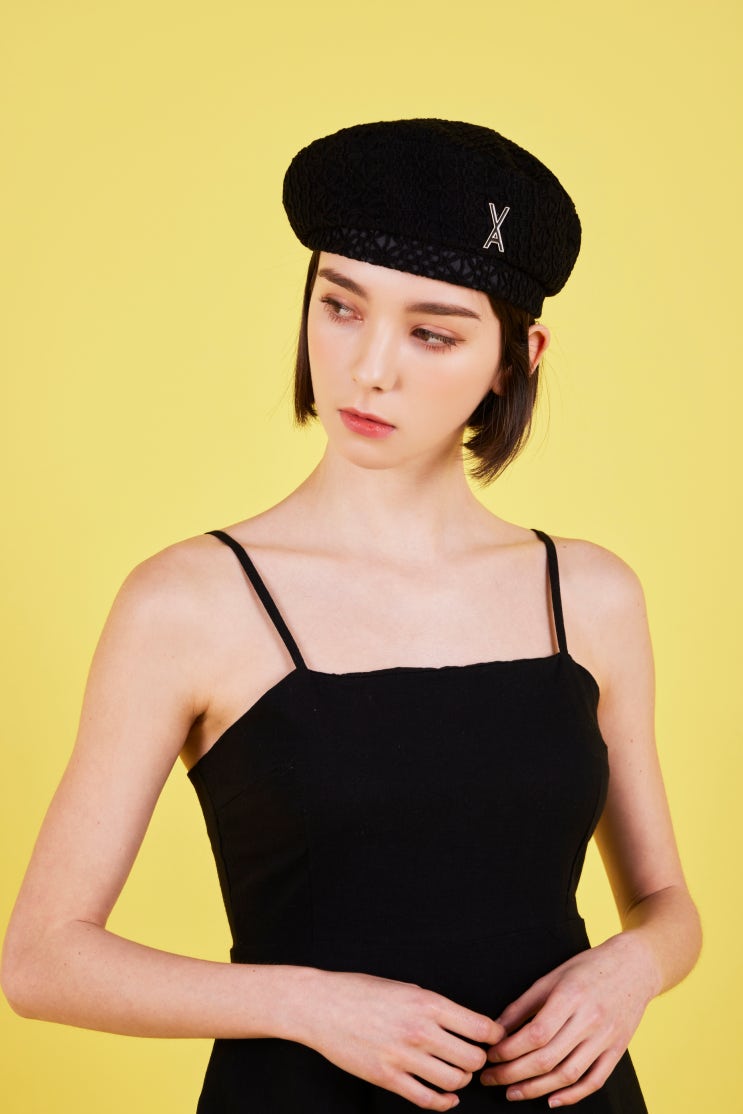 바잘(VARZAR) 베레모 beginning of essence_에폭시 스터드 시스루 베레모 : 네이버 블로그