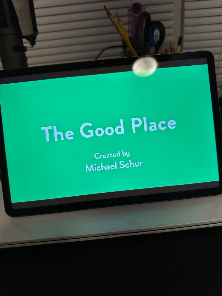 넷플릭스 영어공부 미드 추천 더 굿 플레이스 The Good Place 신선한 소재로 즐겁게 풀어나가는 이야기