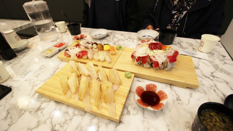 벚꽃스시 안양일번가 신규오픈 초밥 롤 덮밥 사시미 사케 맛집 스시 배달 포장 횟집 술안주 점심 식사 네이버 블로그