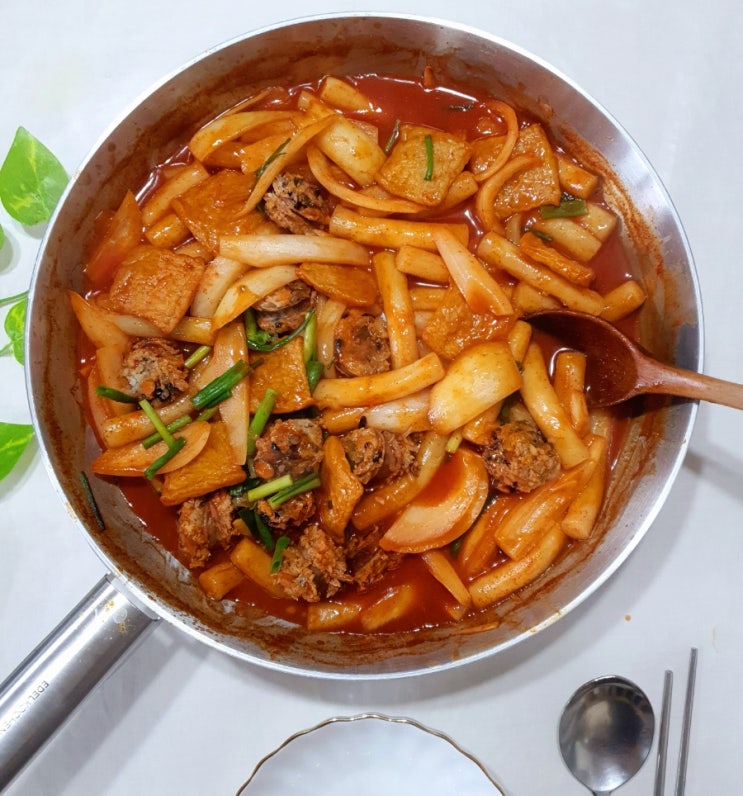 양파떡볶이 만들기 떡볶이밀키트 요리 달달한 제철 양파 햇양파보관법 네이버 블로그