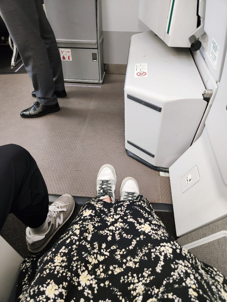 티웨이 시드니 직항(TW501) 탑승후기(+비상구 프리미엄존) : 네이버 블로그