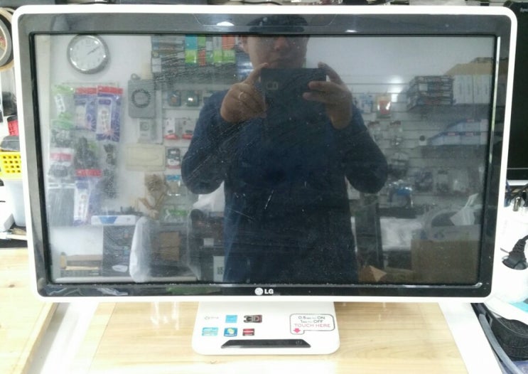 LG V300-DE10K 일체형 PC 분해하여 ssd 설치 및 cpu 쿨러 청소 작업 : 네이버 블로그