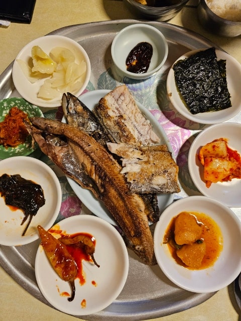 춘천 맛집 강릉집 푸짐한 밑반찬과 가성비 좋은 생선구이 백반집 네이버 블로그