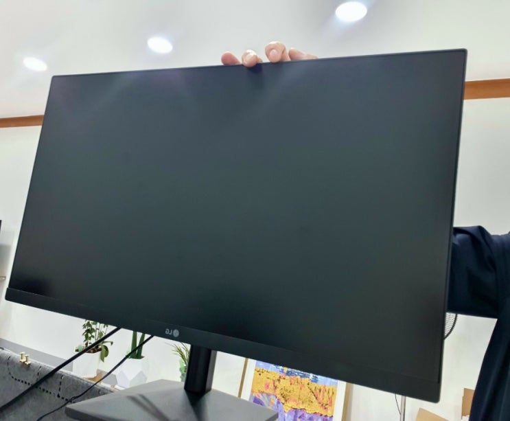 가성비 높은 합리적 사무용 모니터 LG전자 24MQ400 : 네이버 블로그