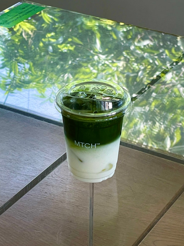 [방콕카페] 말차 기본으로 여러 음료를 만드는 “MTCH at Ari” : 네이버 블로그