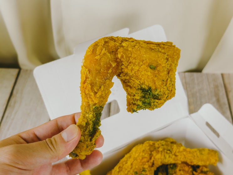 9,900원에 즐기는 바삭한 후라이드! 치킨마루 켄터키 토마호크 (부산 연산동치킨맛집 추천) : 네이버 블로그