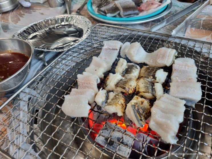 부산 기장 대변항맛집 오양수산장어구이센터 살아있는 장어 먹방 찐후기 네이버 블로그