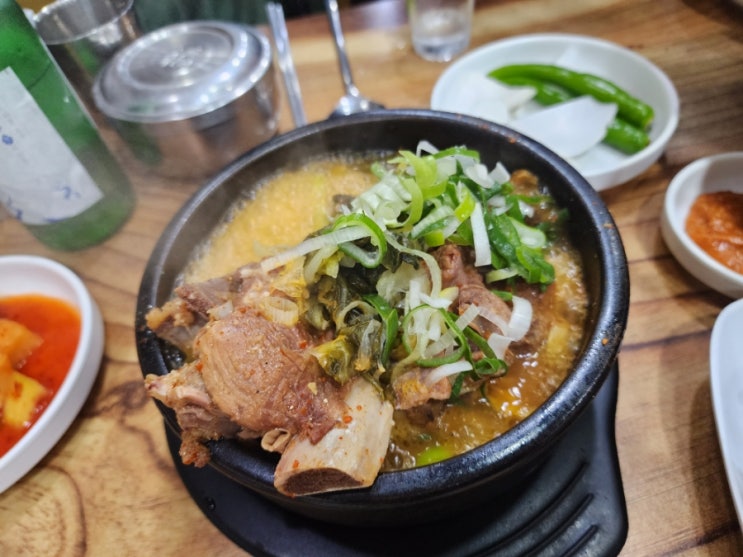 오목천동 맛집 순대국 감자탕 머리고기까지 한잔 하기 좋은 로컬맛집 이조가 순대국 네이버 블로그