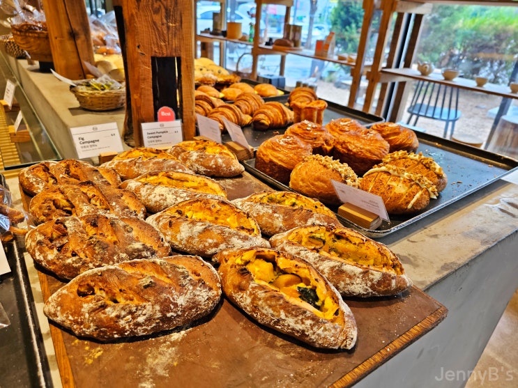 [분당 카페] 빵이 맛있는 율동공원 대형베이커리카페 프렛베이커리 Pret Bakery | 내돈내산 : 네이버 블로그
