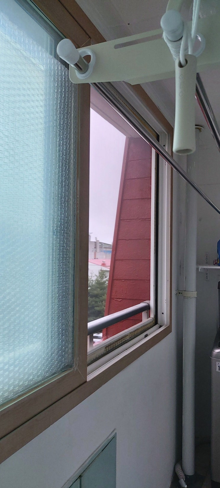 장유 율하 미세방충망설치 교체 작업 현관롤방충망 베란다거실 무계 동원로얄듀크 아파트 김해 미세먼지 차단 주택빌라 추락방지
