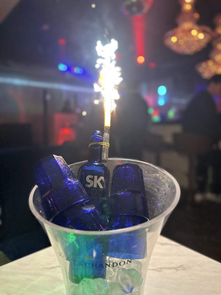 압구정로데오 라운지바 루센도 라운지 세상 힙한 클럽느낌 바에서 양주 위스키 칵테일 한잔 네이버 블로그